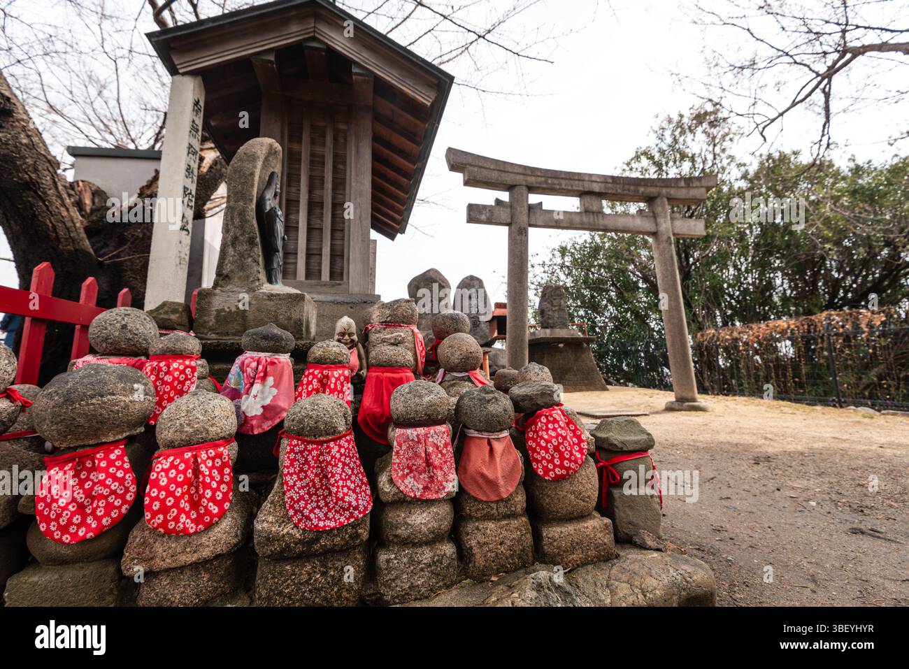 Ishiyama wakamiya daimyojin shinto shrine within hi-res stock ...
