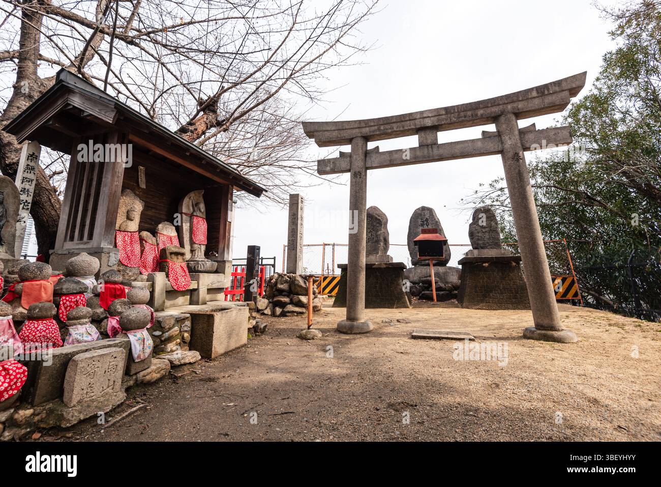 Ishiyama Wakamiya Daimyojin Shinto shrine within the walls of Osaka ...