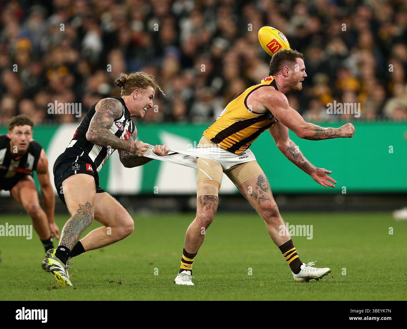 Melbourne, Australia. 30th May, 2025. Blake Hardwick of the Hawks is ...