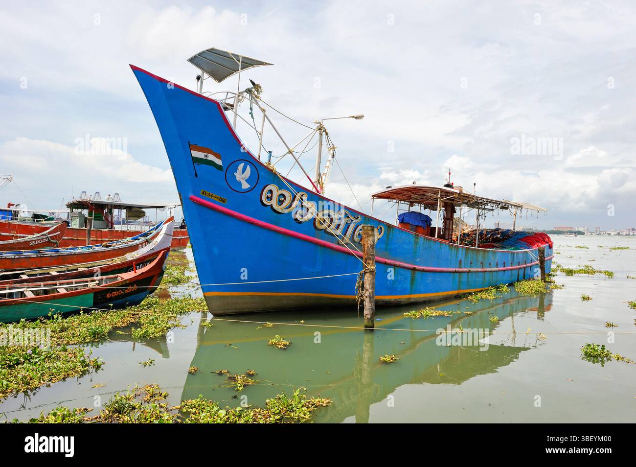 View of the Vembanad Lake from Mattanchery a Fort Kochi's spice trading ...