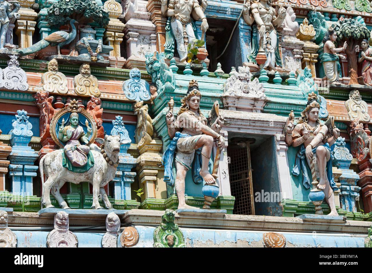 Details of high relief on the western Gopuram (gate tower) at ...