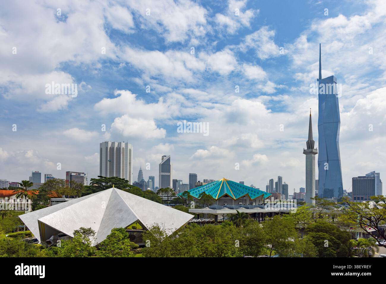 Merdeka 118 and National Mosque of Malaysia, Kuala Lumpur, Selangor ...