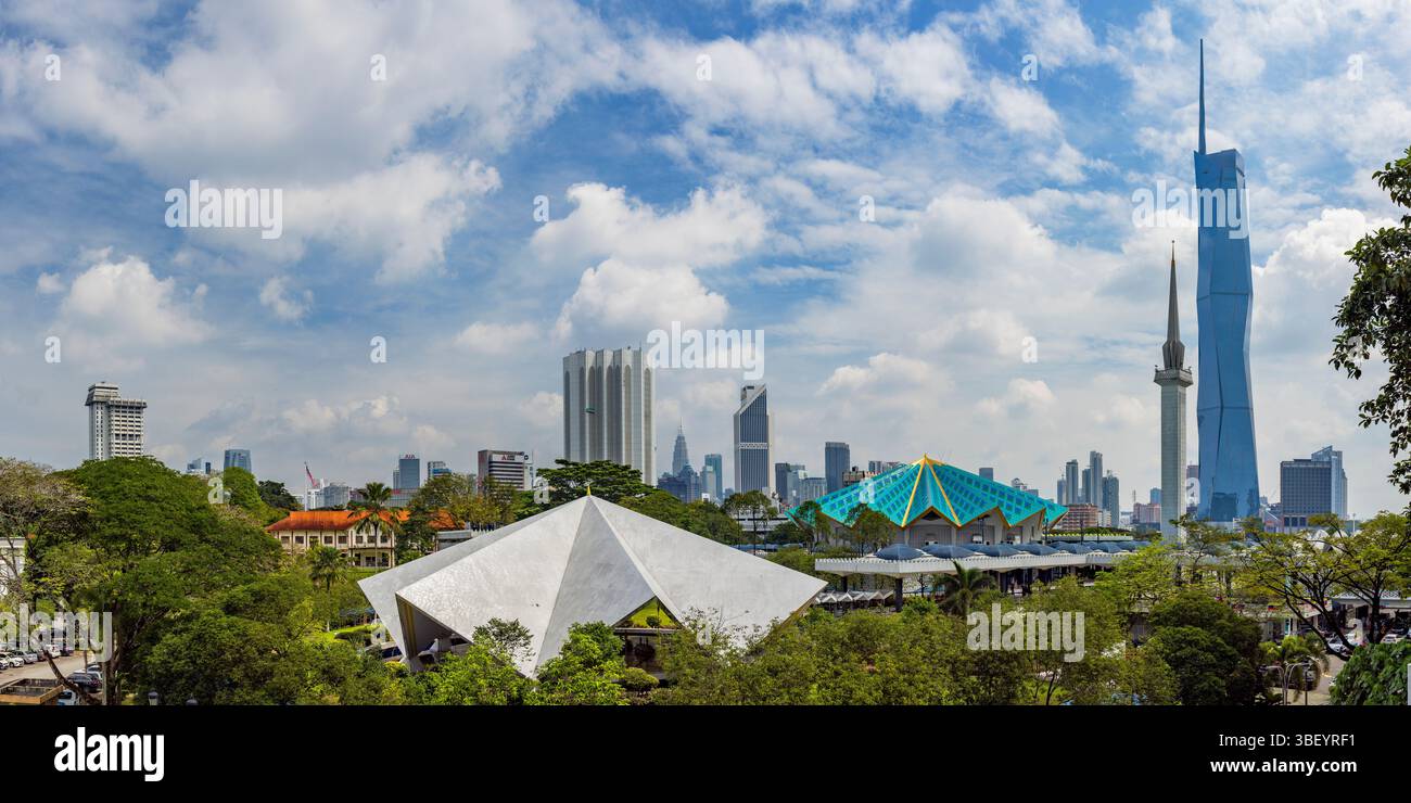 Merdeka 118 and National Mosque of Malaysia, Kuala Lumpur, Selangor ...