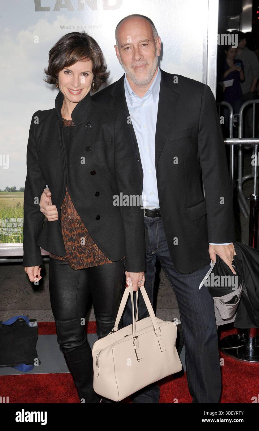 Marc Cohn and Elizabeth Vargas at the premiere of 'Promised Land' at ...