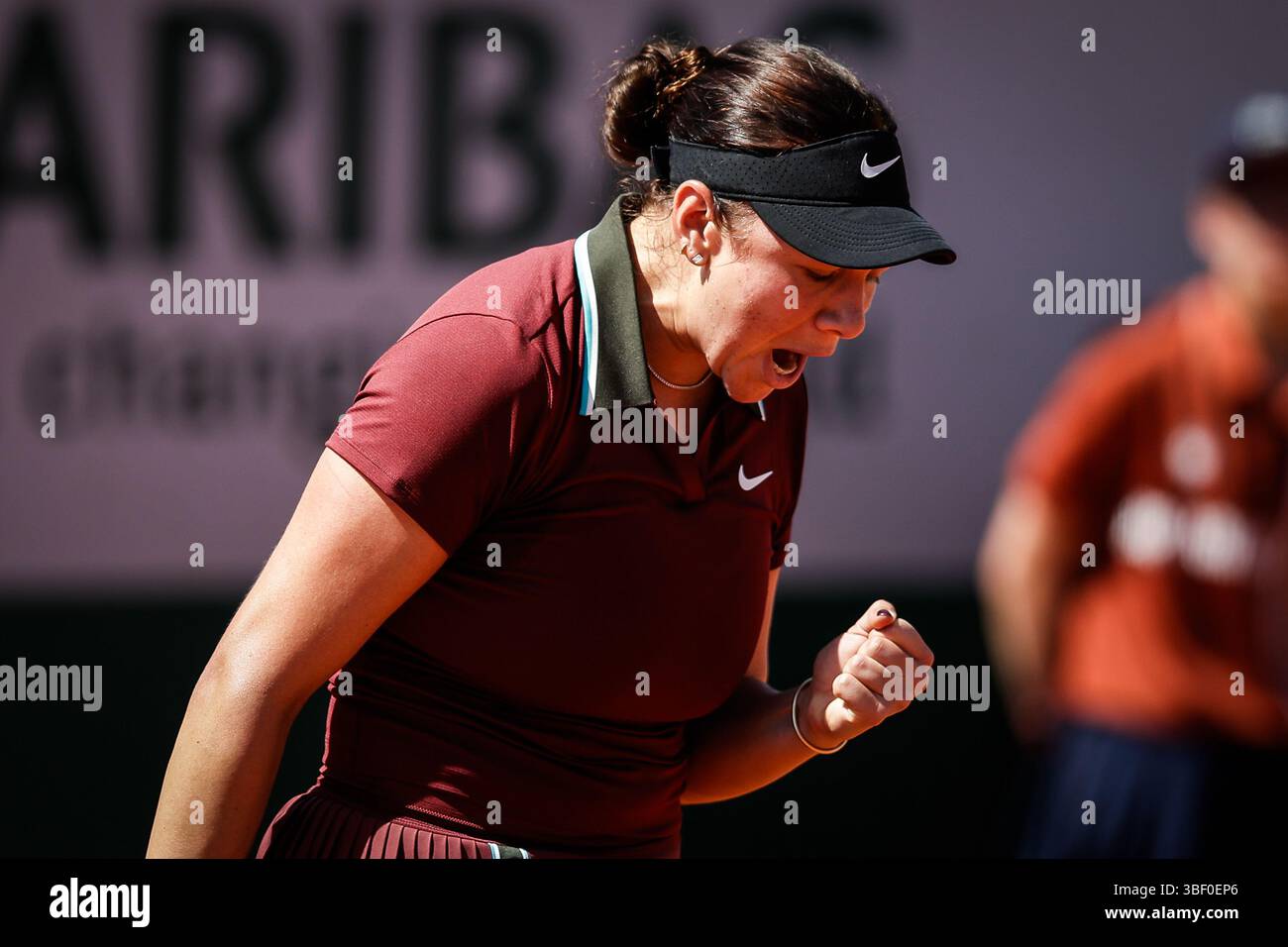 Amanda ANISIMOVA of United States celebrates his victory during the ...
