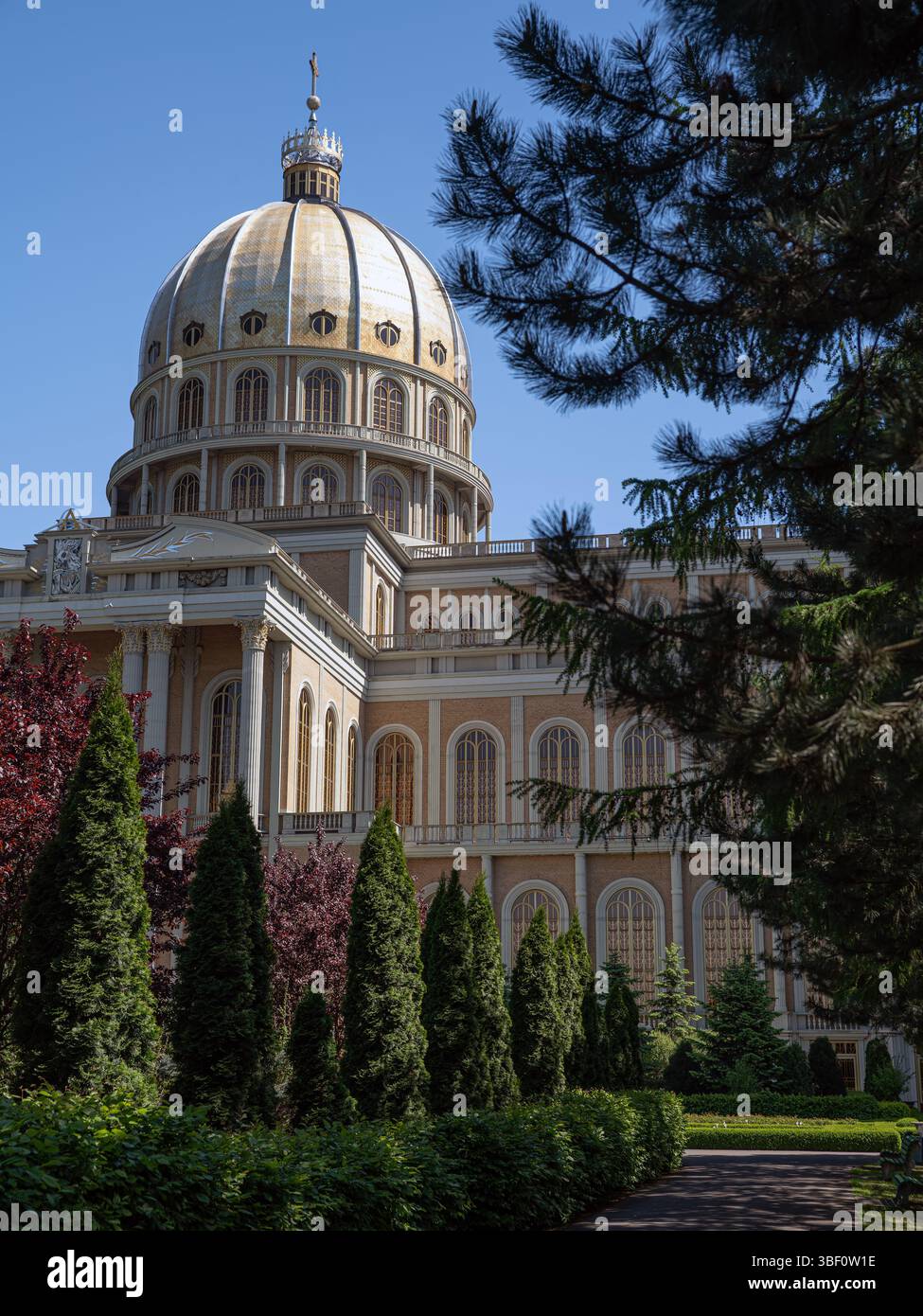 Licheń, Poland, Basilica of the Blessed Virgin Mary. Polen, Basilika ...
