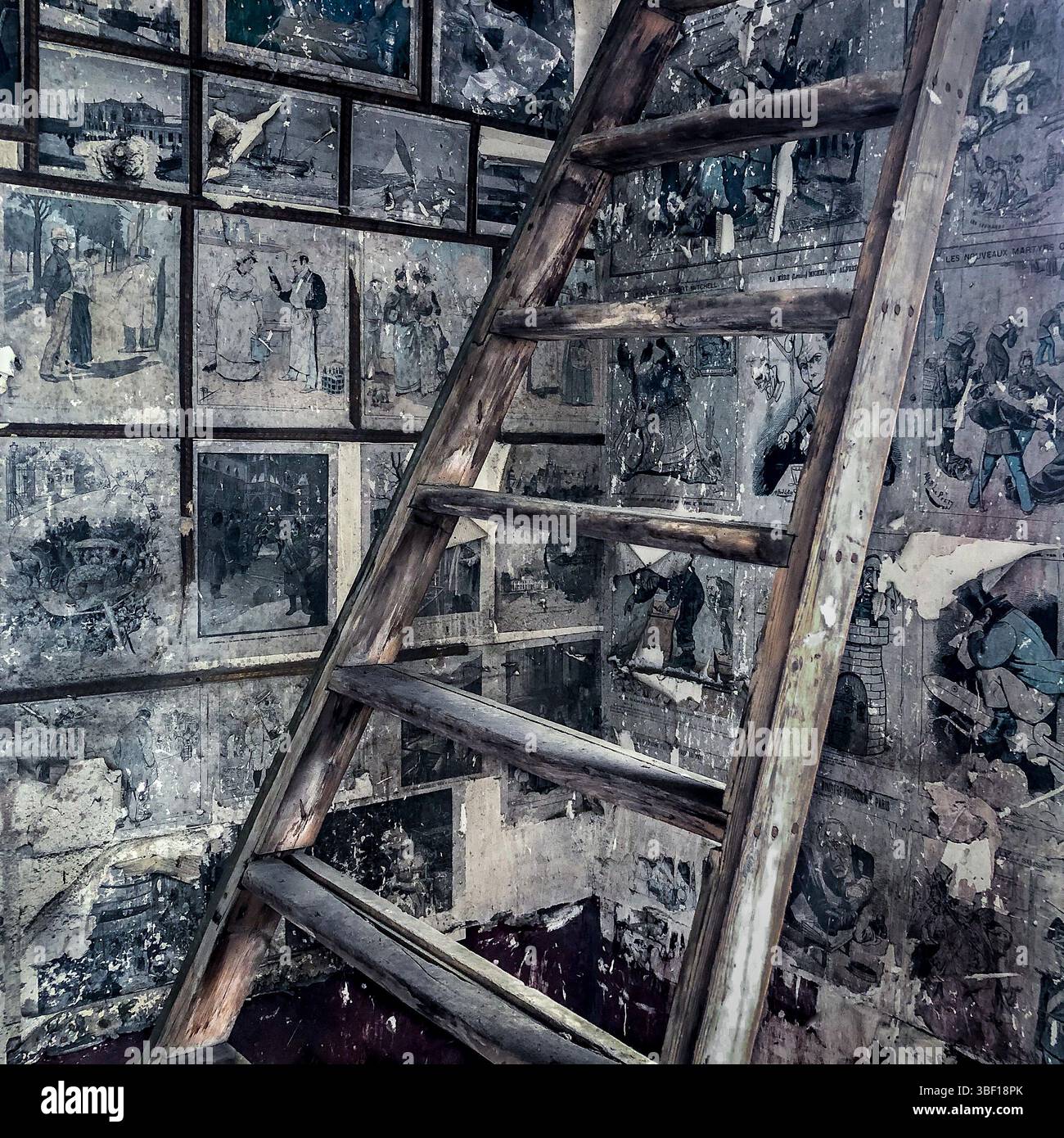 Old attic ladder hi-res stock photography and images - Alamy