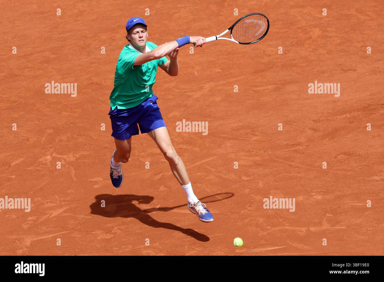 Roland Garros, Paris, France. 29th May, 2025. French Open tennis tounament: Jannik Sinner (ITA ...