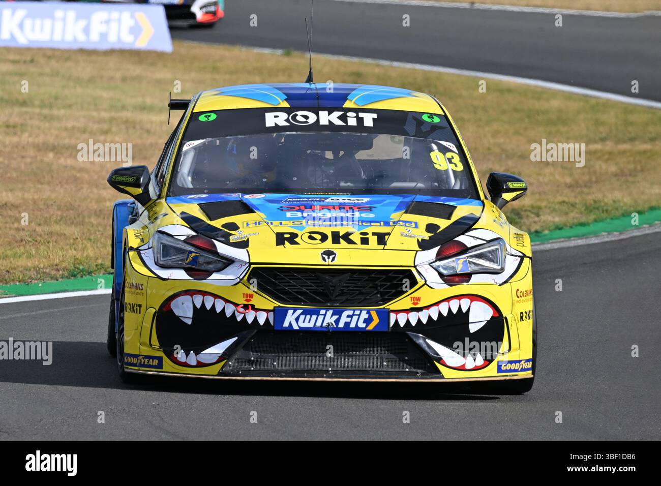 Max Hall, Cupra Leon, ROKiT Racing with Un-Limited Motorsport, 2025 Kwik Fit BTCC, British ...