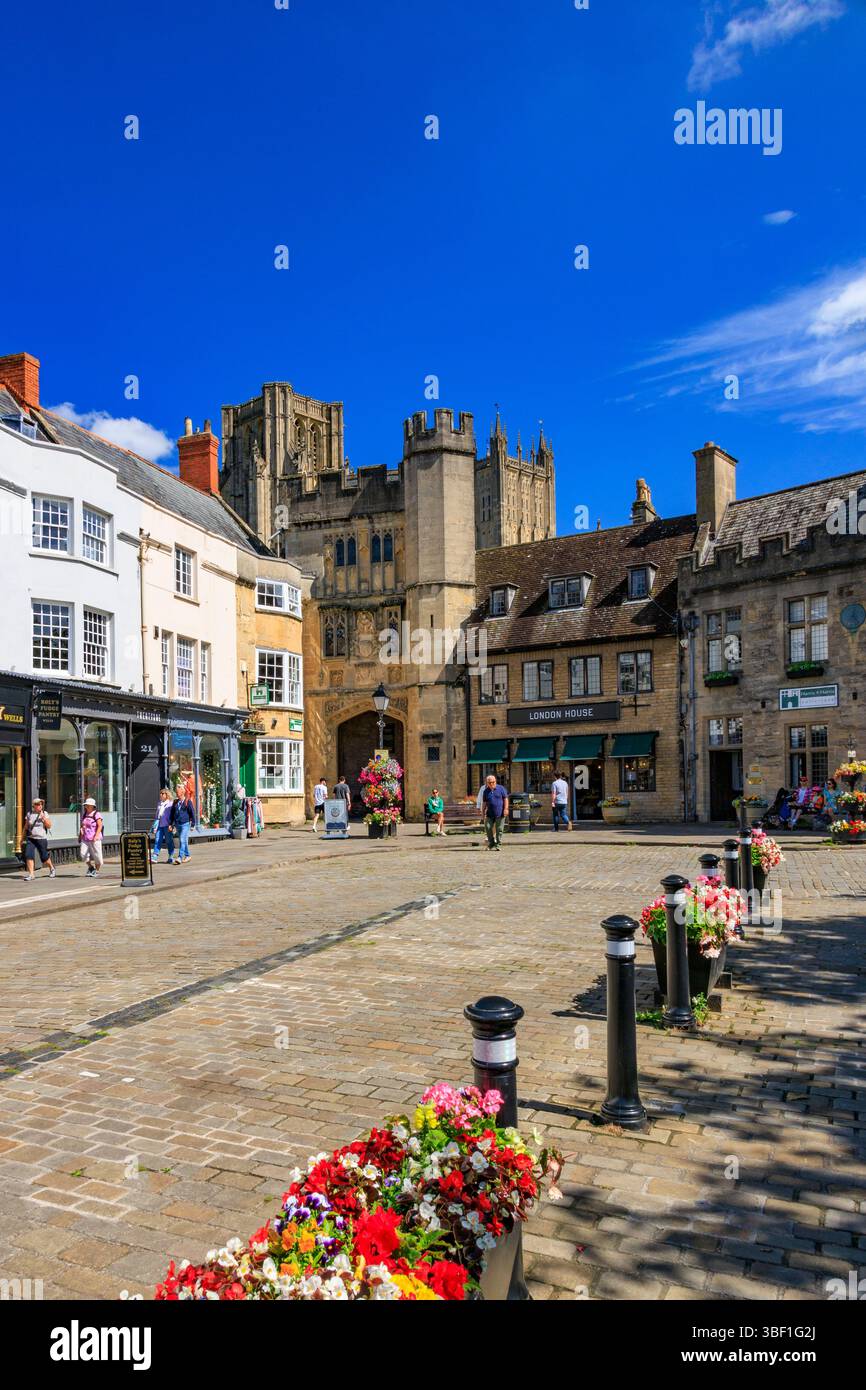 The colourful architecture and Pennyless Porch in the cobbled historic ...