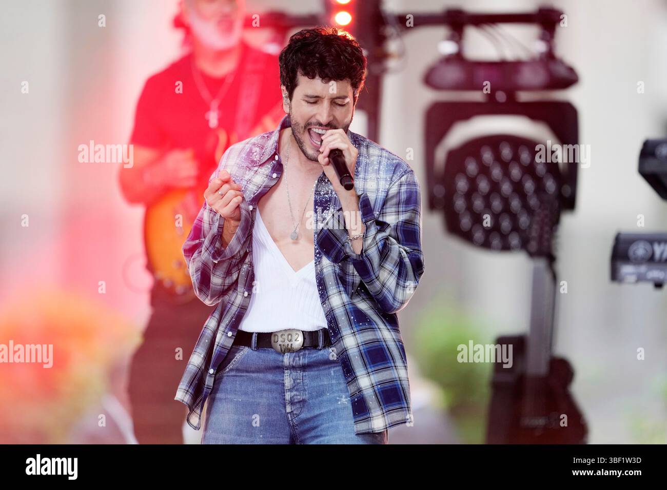 Colombian singer-songwriter Sebastián Yatra performs on NBC's Today ...