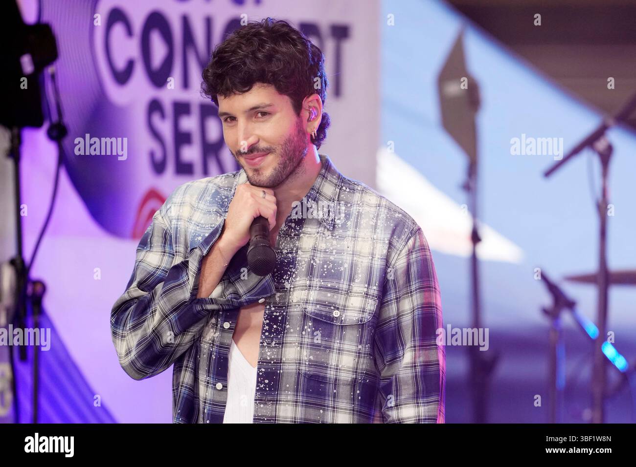 Colombian singer-songwriter Sebastián Yatra performs on NBC's Today ...