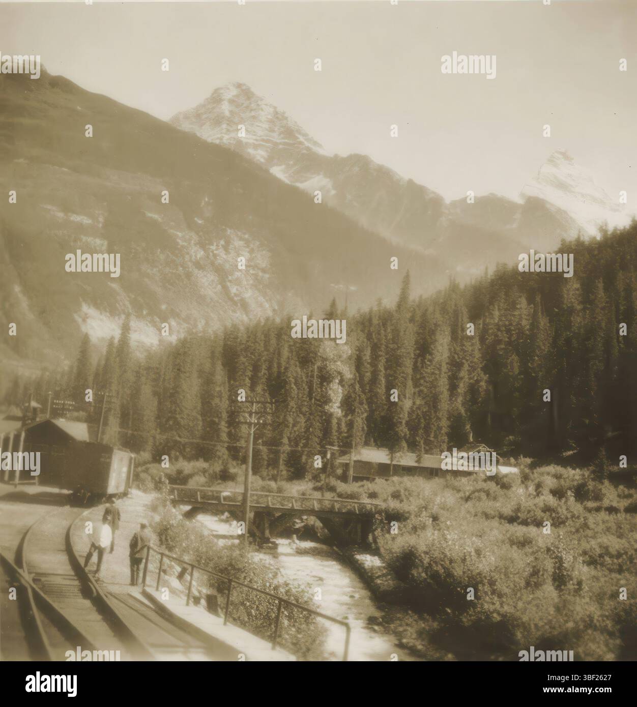Mount coronet hi-res stock photography and images - Alamy