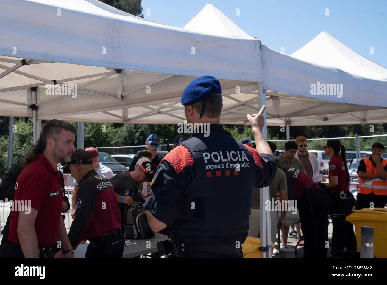 Agents of the Mossos d'Esquadra in the special security device for the ...