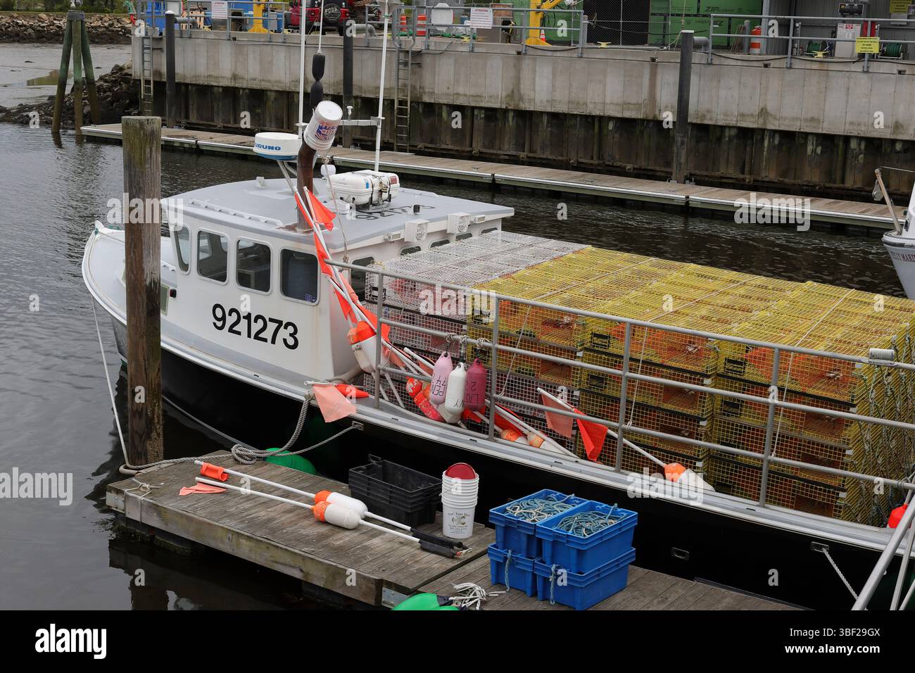 The Commercial Pier in Portsmouth is always busy year round. Traps ...