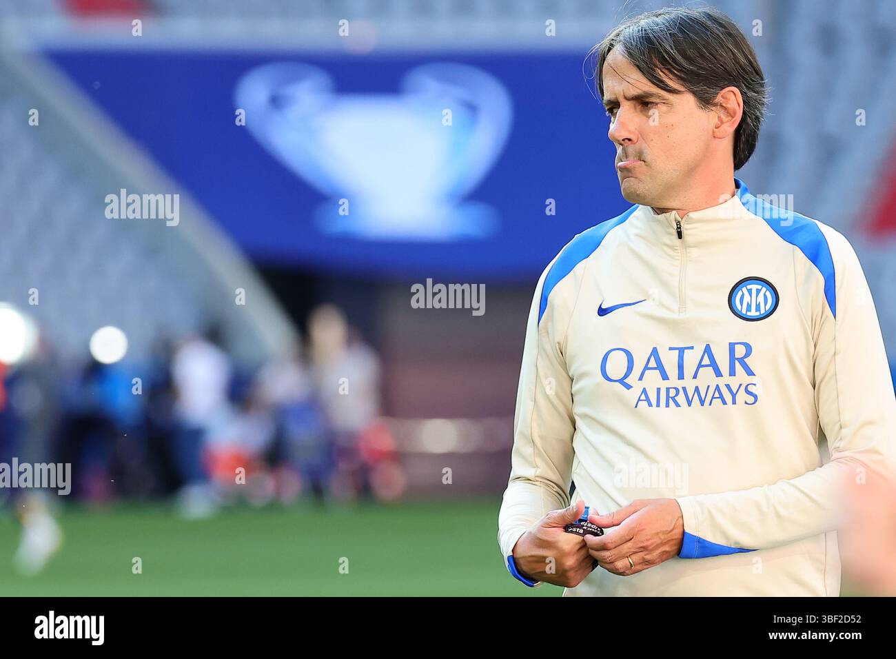 Simone Inzaghi head coach of FC Internazionale during the training ...