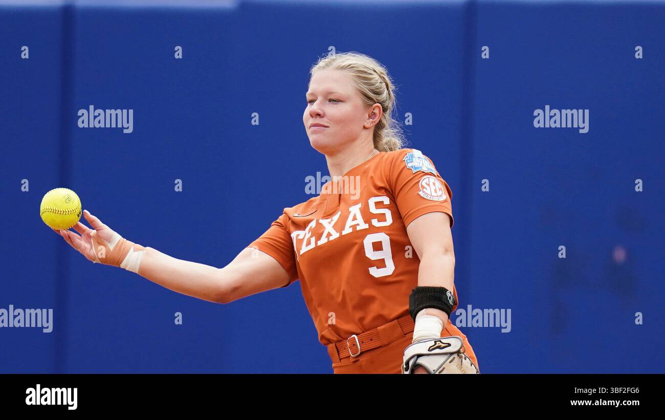 Texas infielder Joley Mitchell (9) during an NCAA softball Women's ...