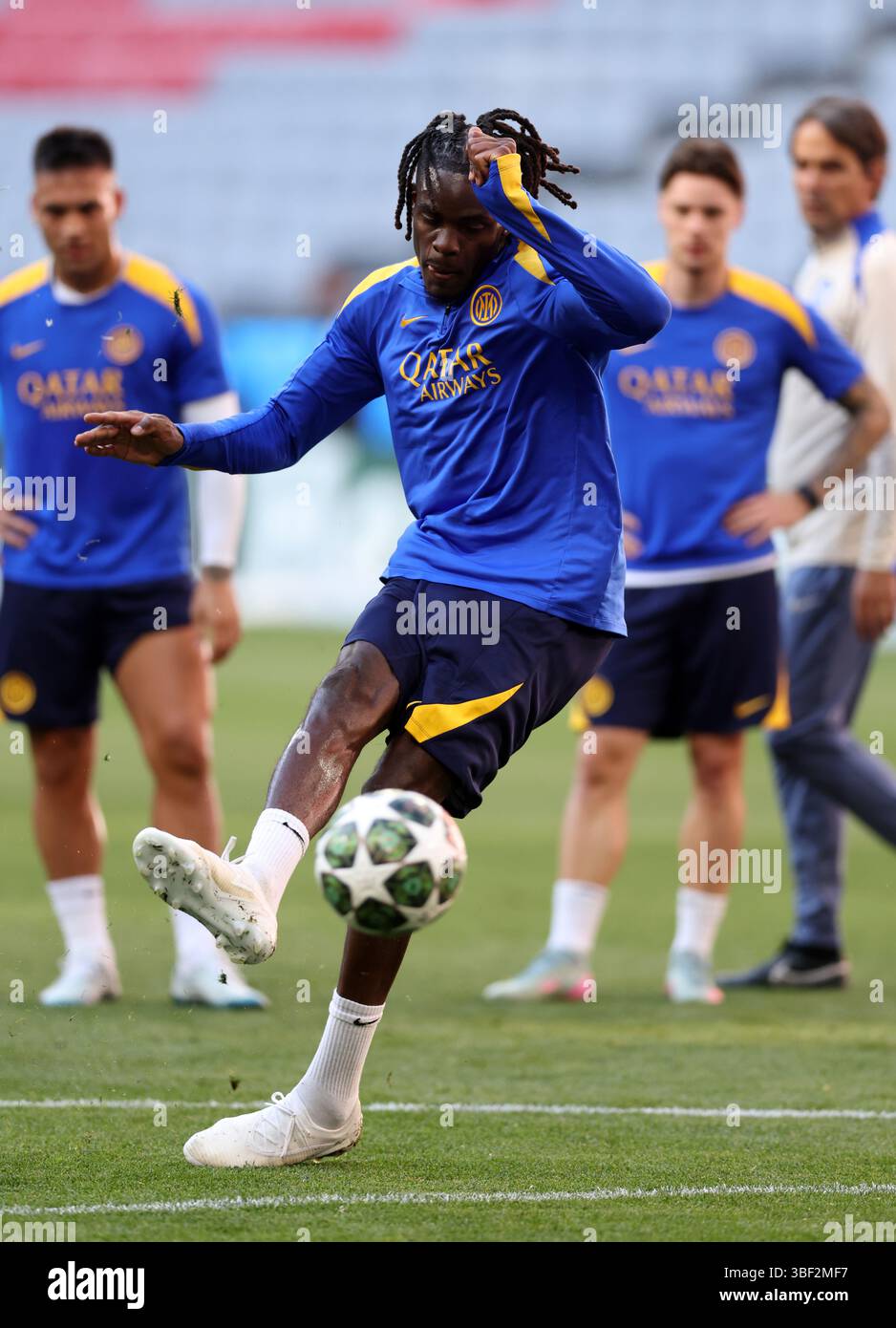 Yann Bisseck of Inter Milan during the UEFA Champions League Final ...