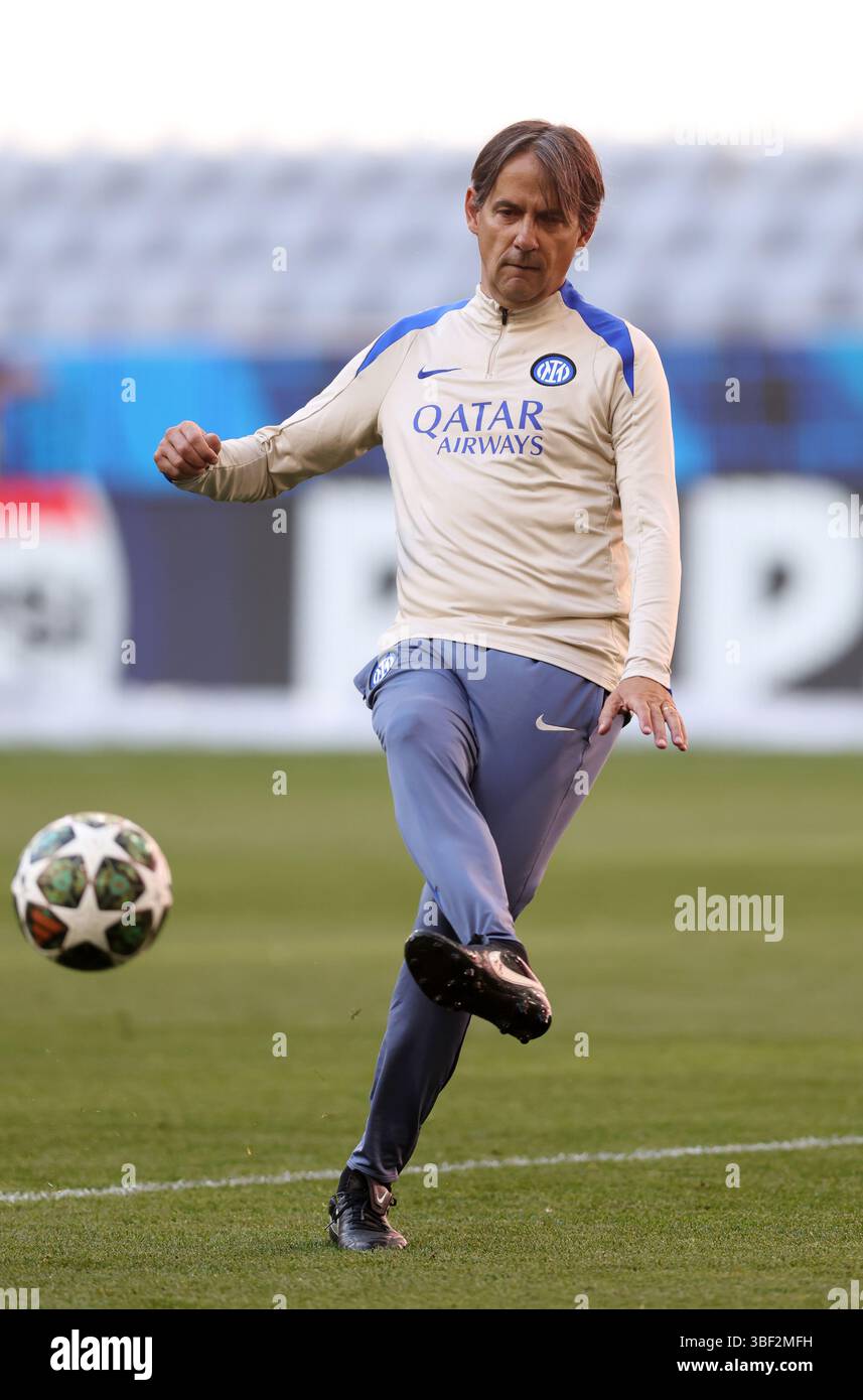 Inter Milan coach Simone Inzaghi during the UEFA Champions League Final ...