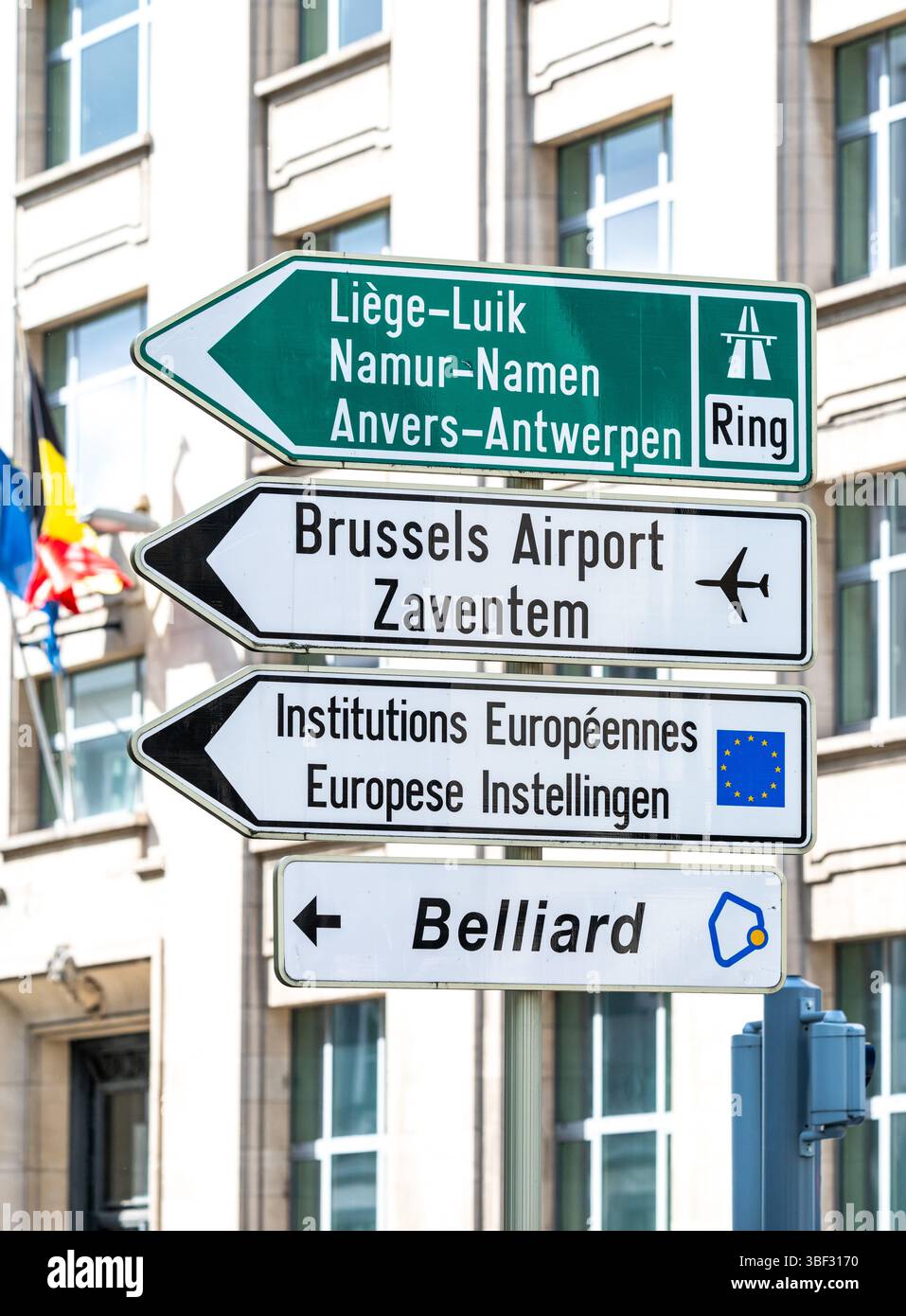 Traffic signs to the highway E 40, the Brussels Zaventem Airport ...
