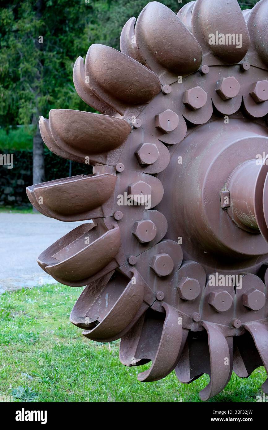Old Cast Iron Pelton Water Turbine to Generate Electricity by Hydro ...