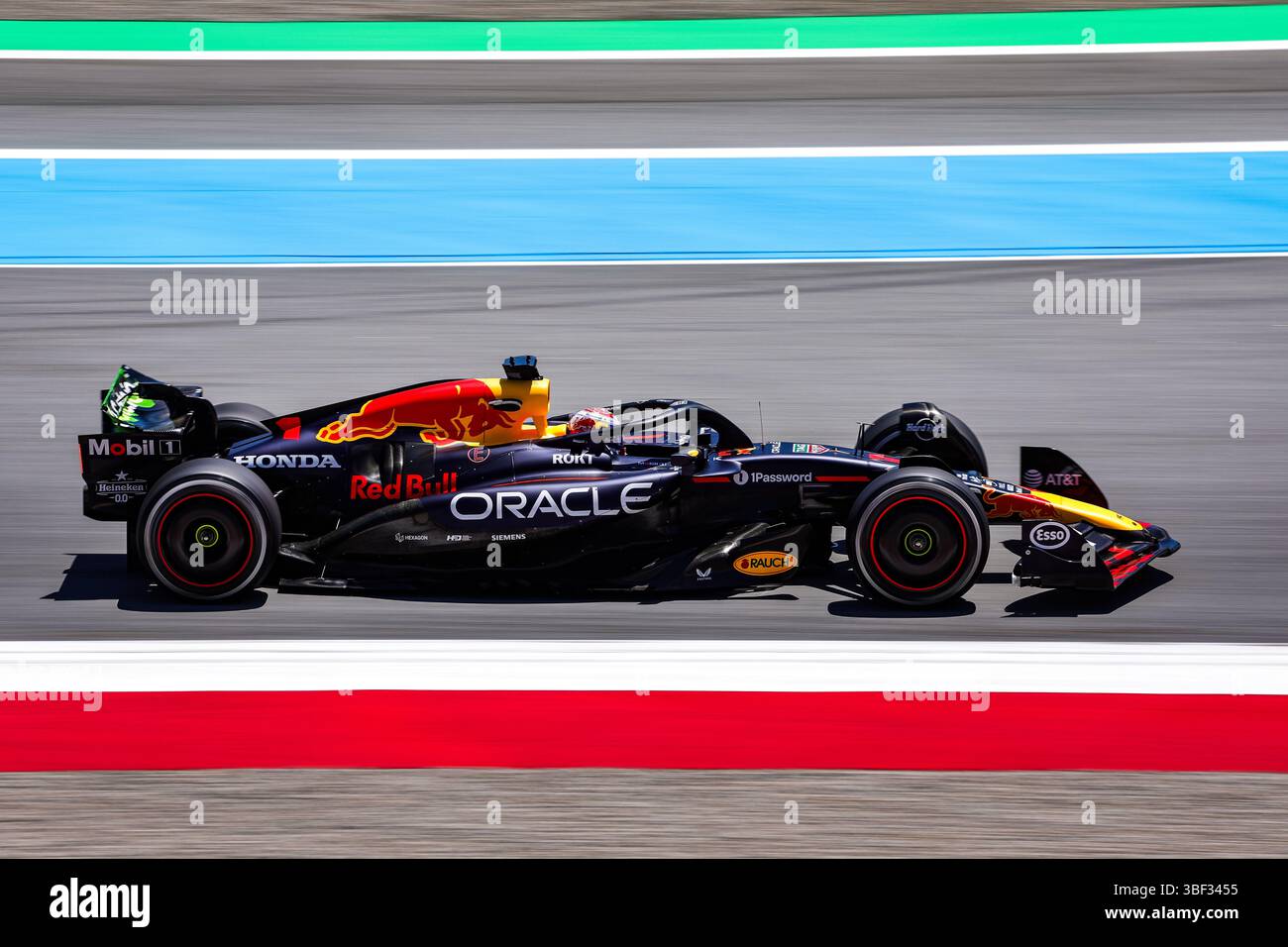 01 VERSTAPPEN Max (nld), Red Bull Racing RB21, action during the ...