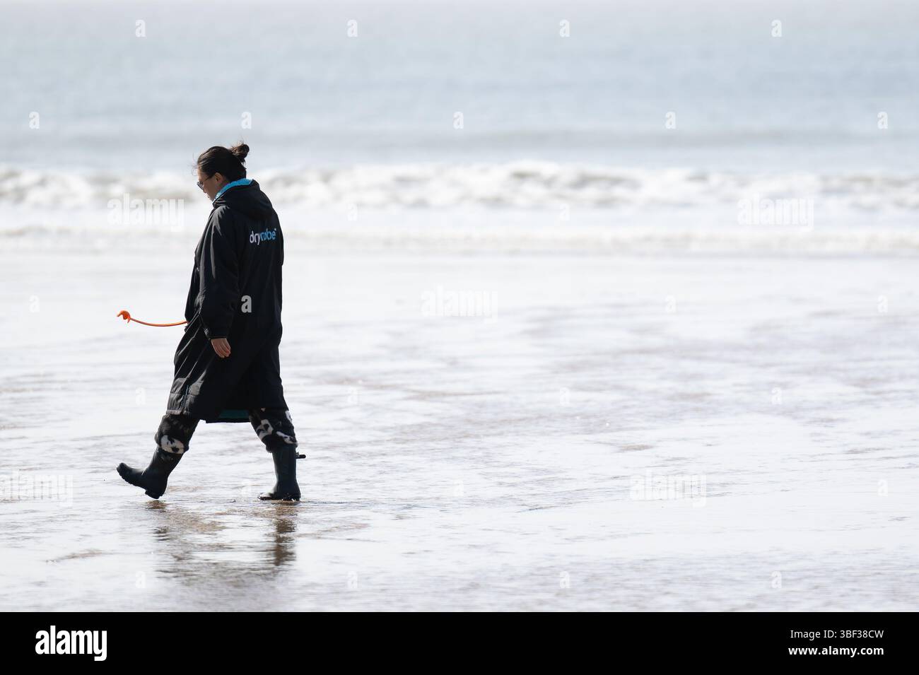 Dry robe hi-res stock photography and images - Alamy