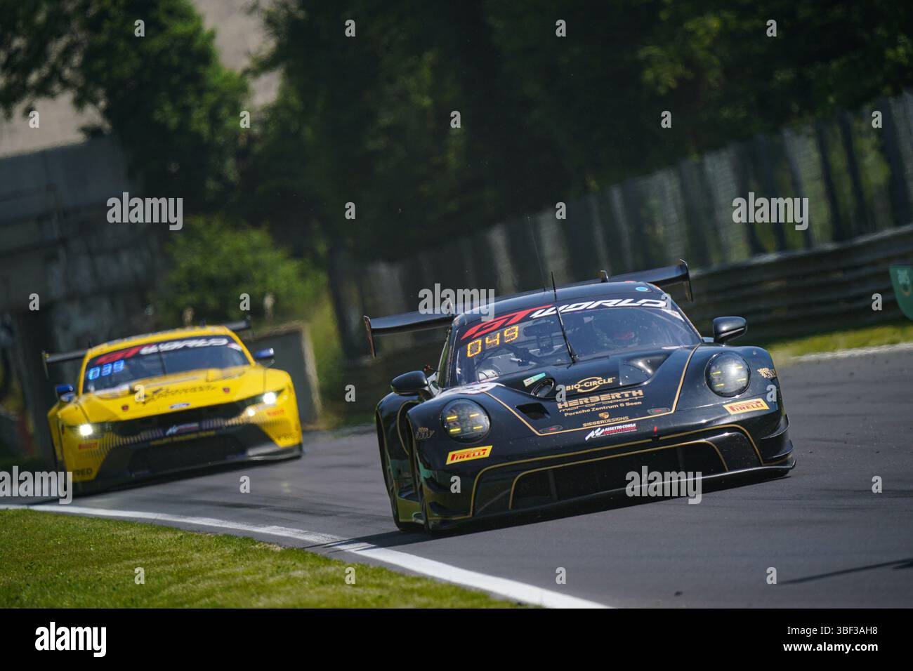 Ralf BOHN, Alfred RENAUER and Robert RENAUER driving the (#91) Porsche ...