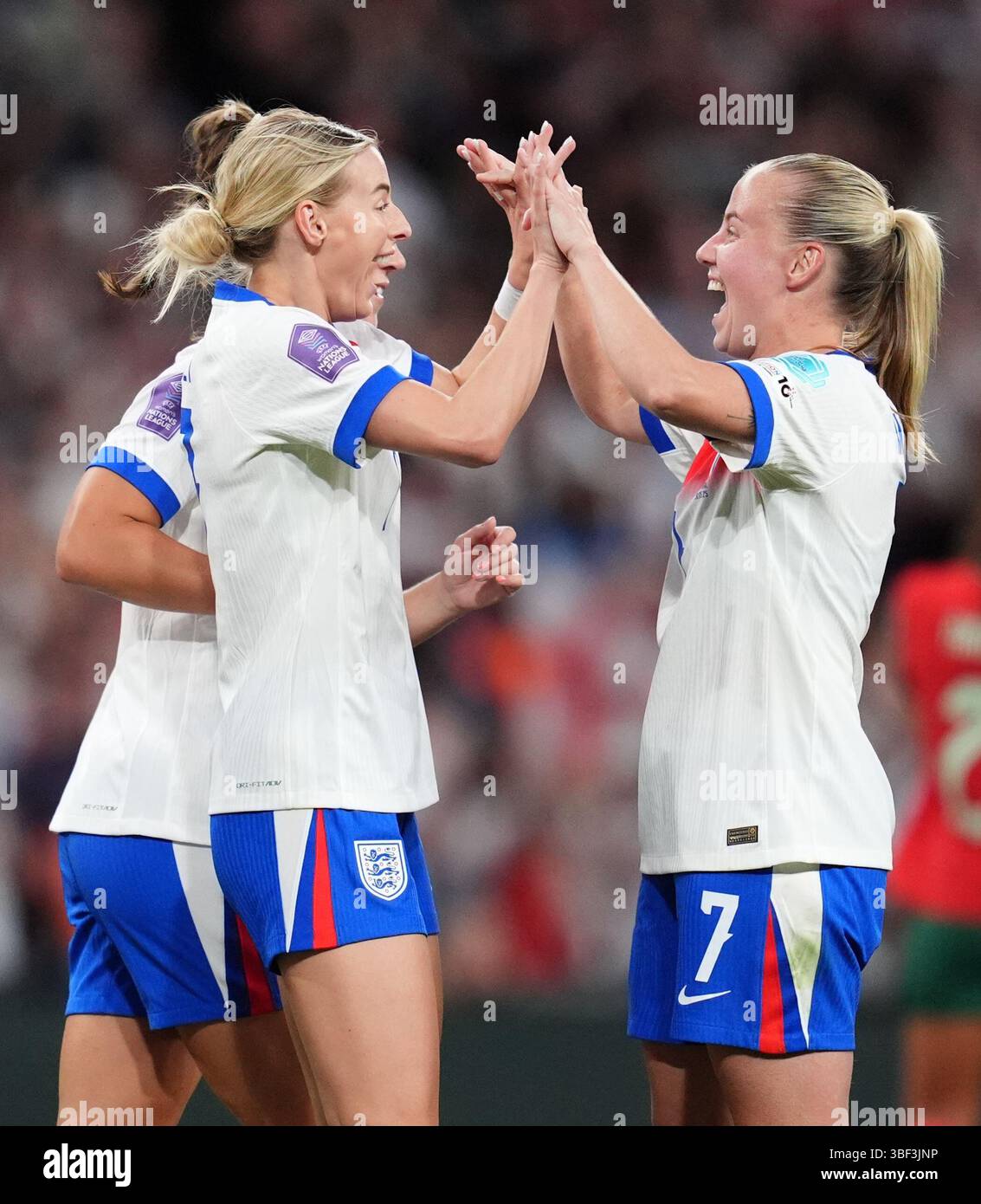 England's Chloe Kelly (left) celebrates with Beth Mead after scoring ...