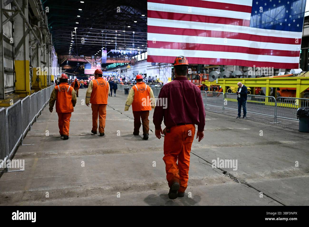 Workers arrive before President Donald Trump speaks at United States ...