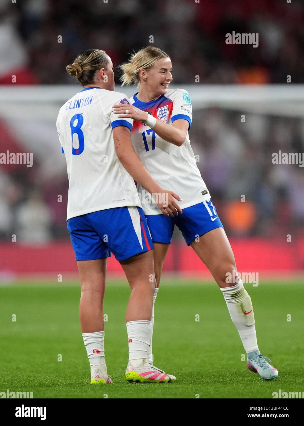 England's Grace Clinton (left) and Chloe Kelly celebrate the win after ...