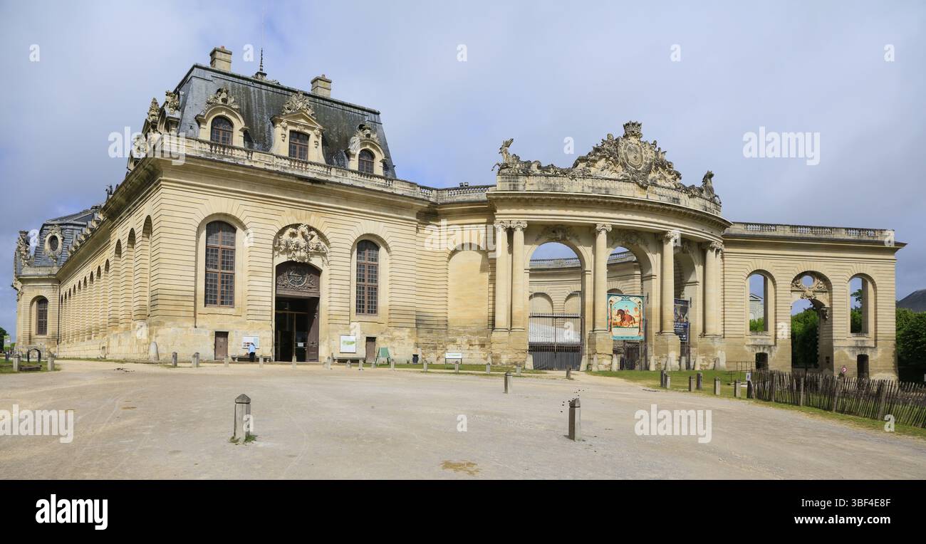 Les Grand Ecuries from the 18th century, one of the largest horse ...