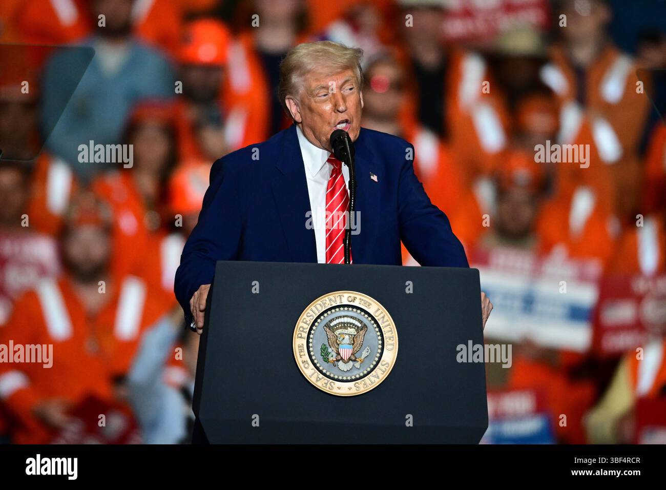President Donald Trump speaks at U.S. Steel Mon Valley Works-Irvin ...