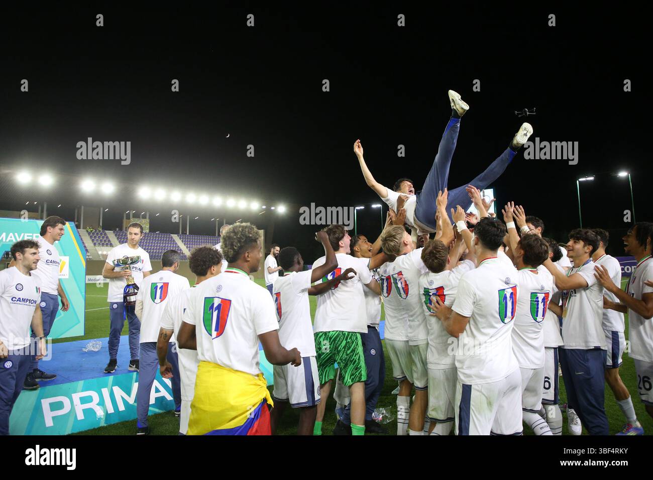 Inter's celebretions end of game during match between Fiorentina and ...