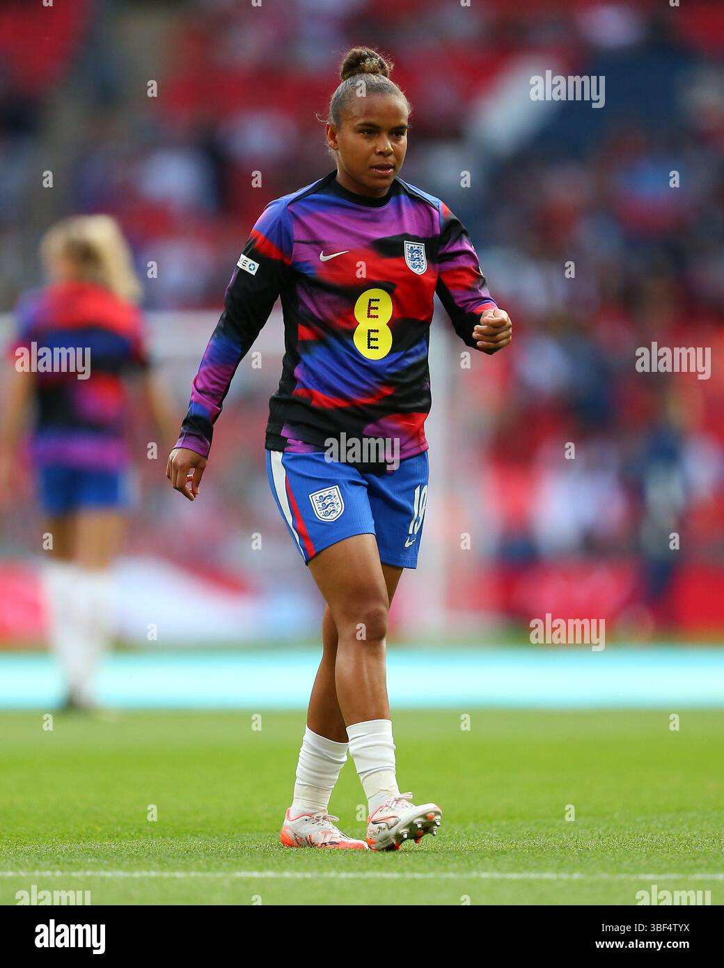London, England, May 30 2025: Nikita Parris (19 England) warms up ...