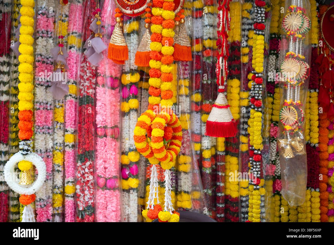 Flower Garland On A Market Stall In India, Offering For Hindu Temple Or ...