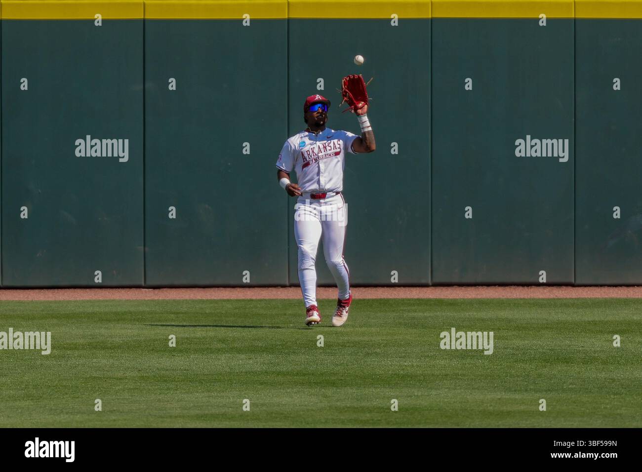 May 30, 2025: Arkansas center fielder Justin Thomas Jr. (4) comes in a ...