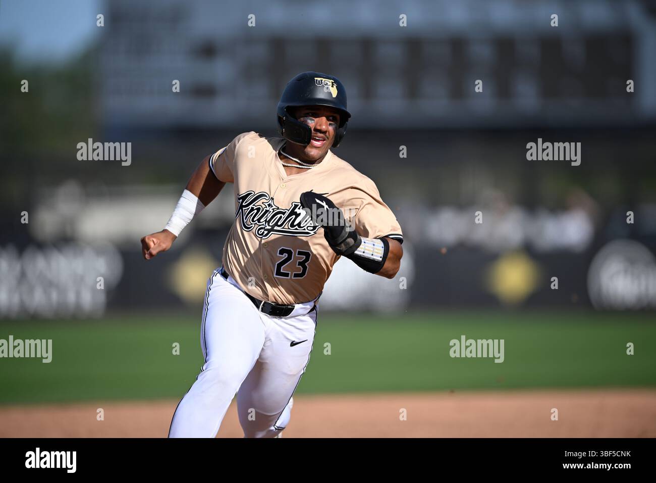 Central Florida's Edian Espinal (23) throws during an NCAA college ...