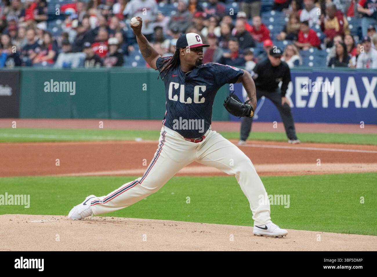 Cleveland Guardians starting pitcher Luis Ortiz delivers against the ...