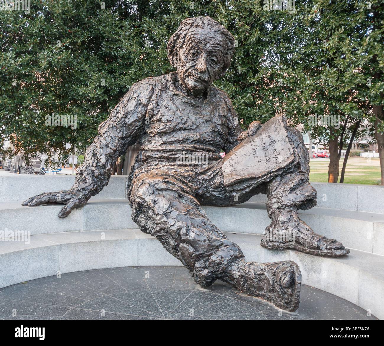 Monument to Albert Einstein, Washington DC Stock Photo - Alamy