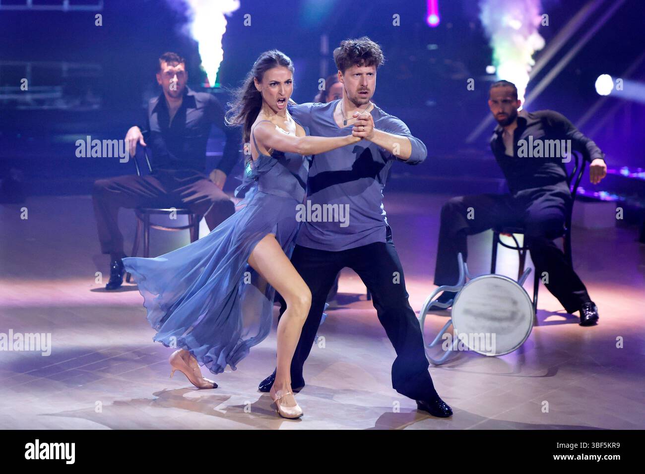Profitänzerin Ekaterina Leonova und Profitänzer Valentin Lusin gewinnen die Lets Dance Profi ...
