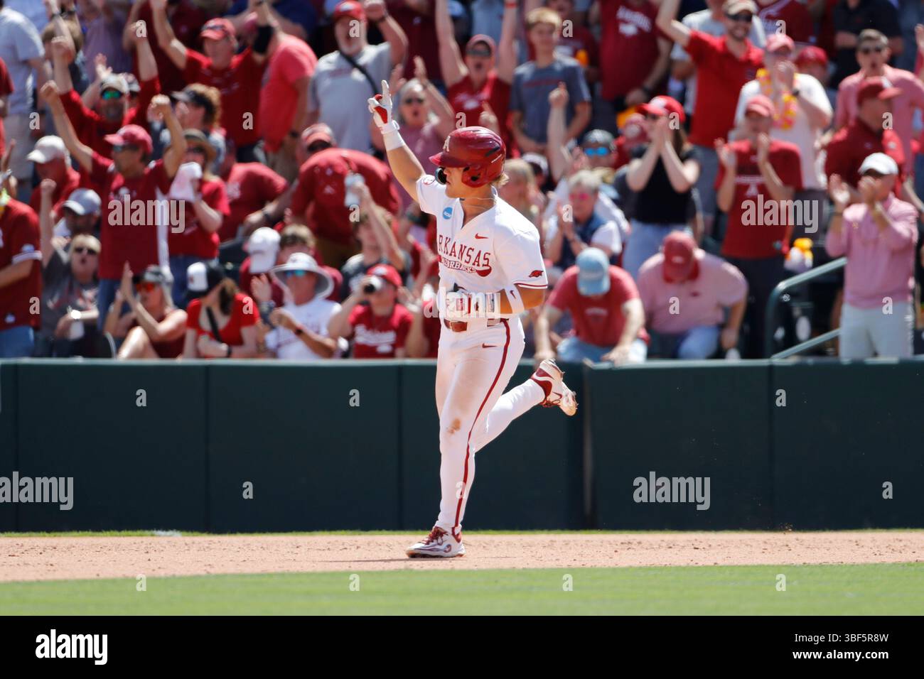 FAYETTEVILLE, AR - MAY 30: Arkansas Razorbacks infielder Cam Kozeal (8 ...