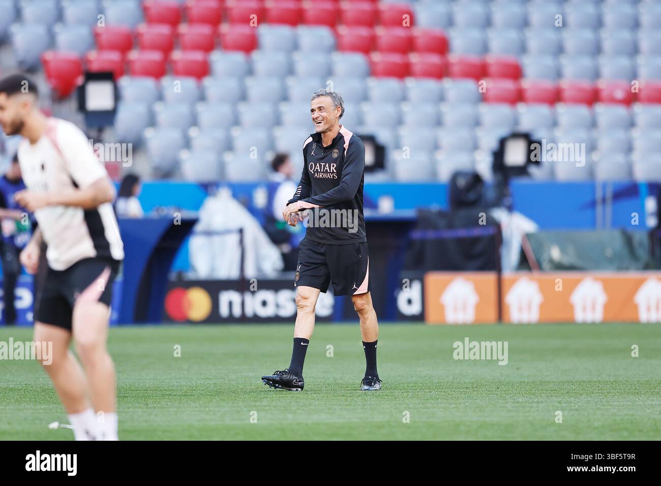 Munich, Germany. 30th May, 2025. Luis Enrique (PSG) Football/Soccer ...