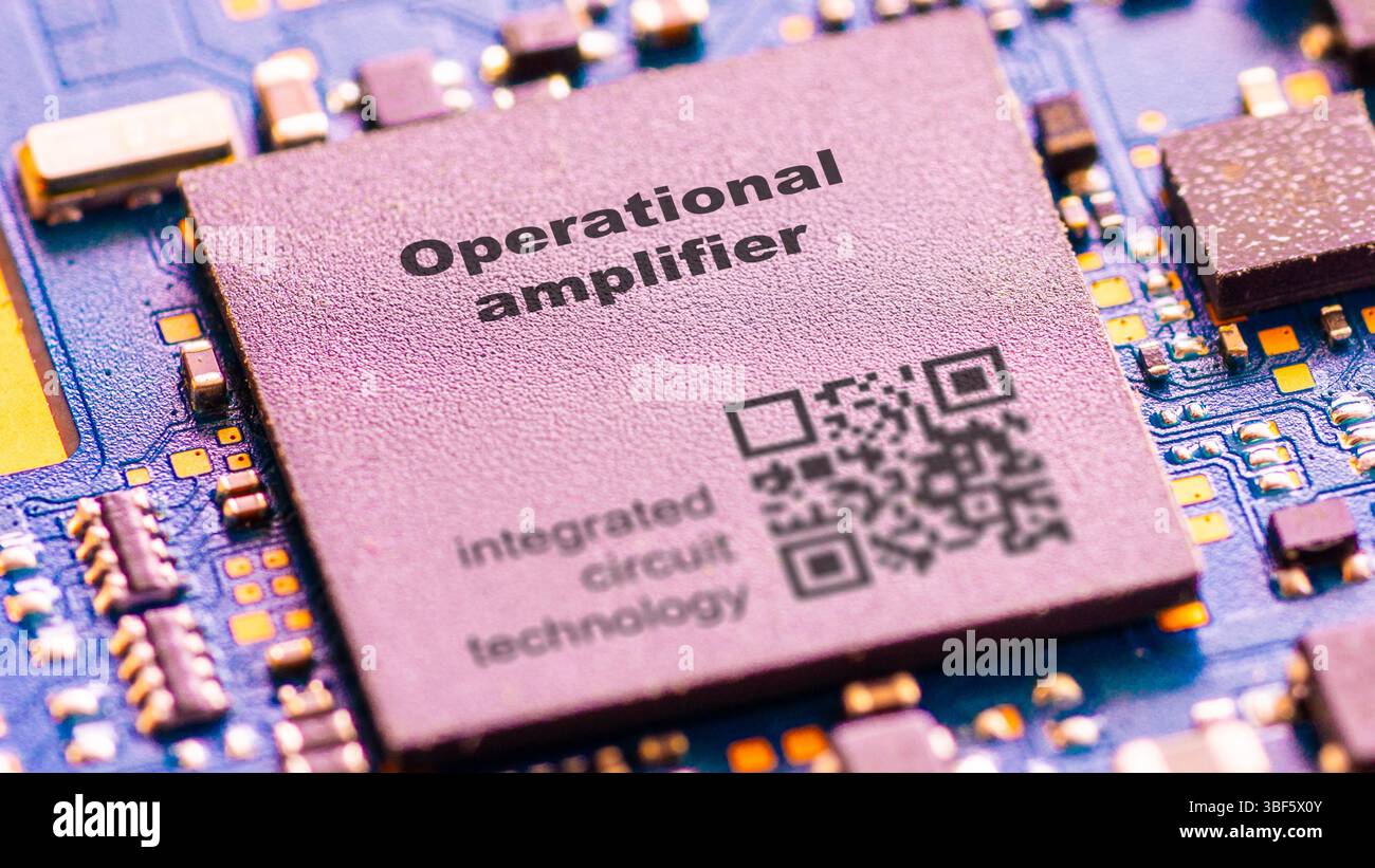 Operational amplifier. A universal analogue amplifier for signal processing Stock Photo - Alamy