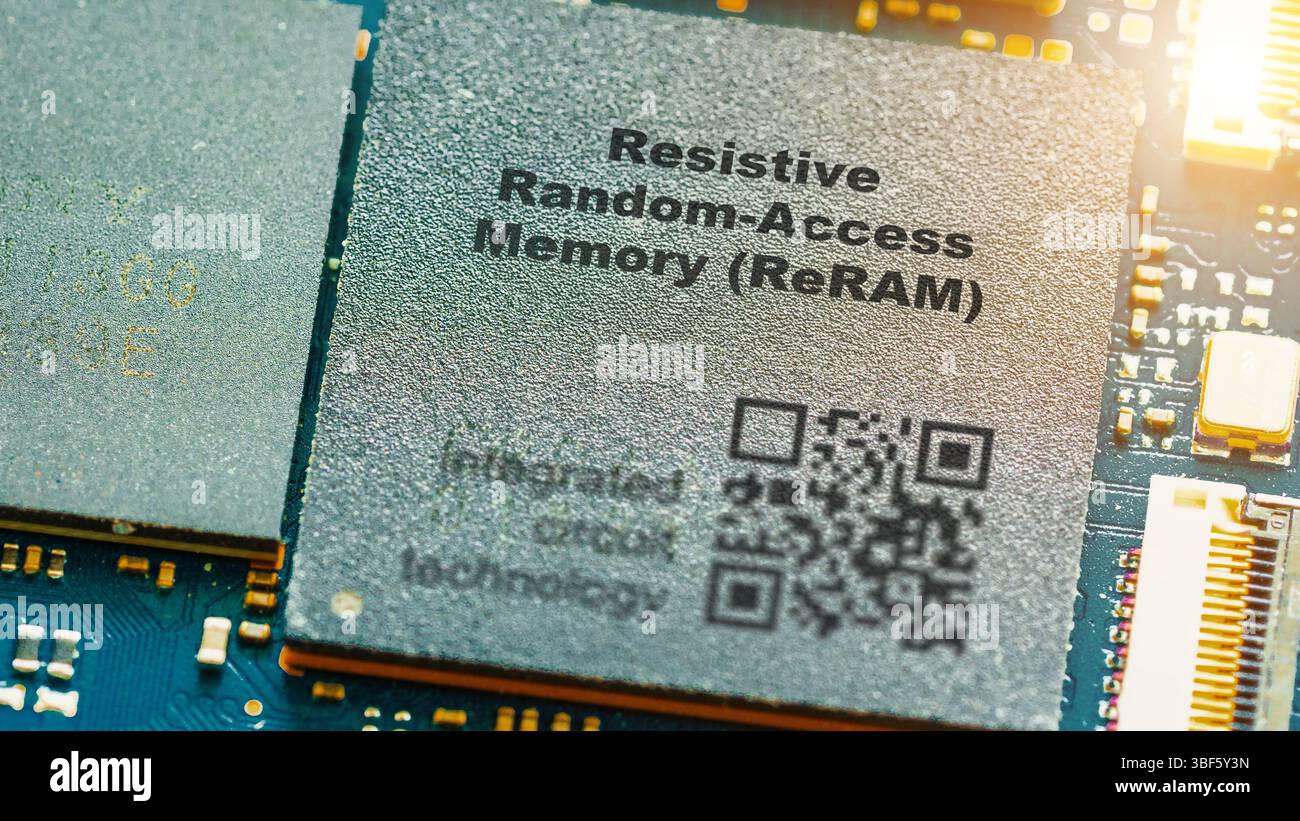 Resistive random access memory hi-res stock photography and images - Alamy