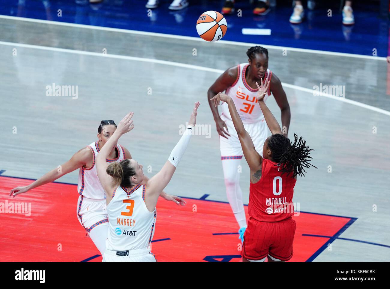 INDIANAPOLIS, IN - MAY 30: Indiana Fever guard Kelsey Mitchell (0 ...