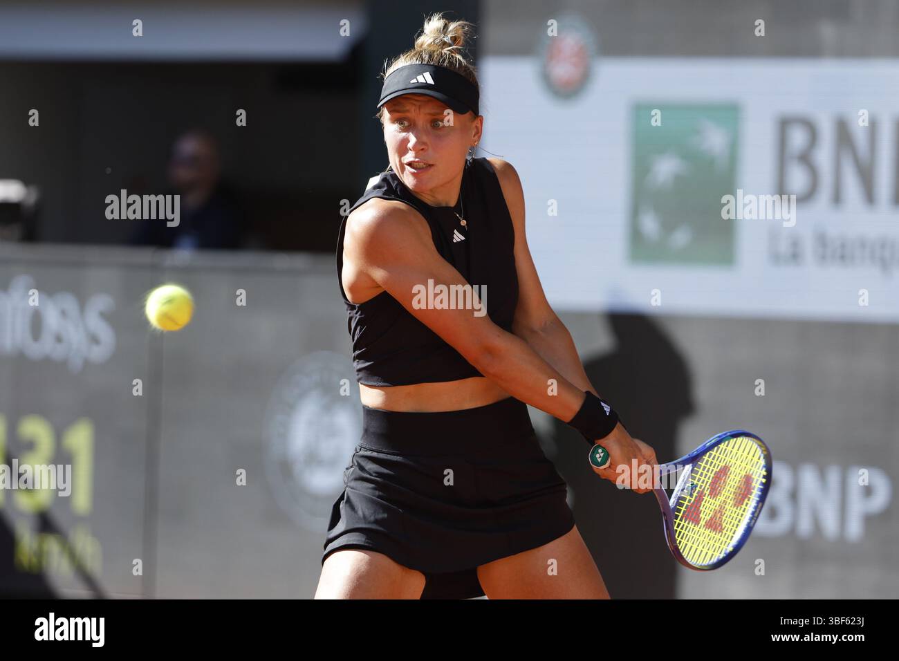 Yuliia Starodubtseva of Ukraine during day 6 of Roland-Garros 2025 ...