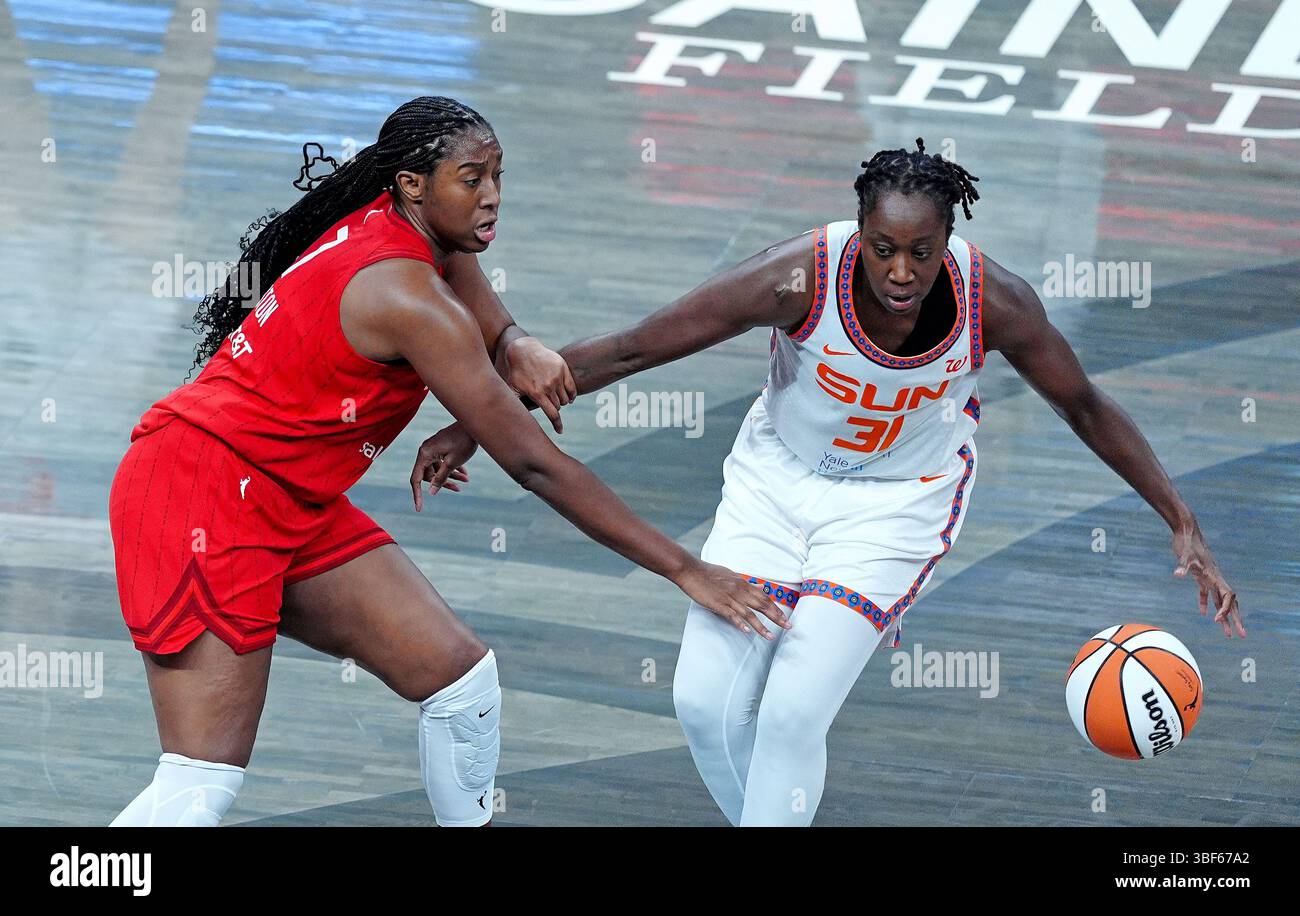 INDIANAPOLIS, IN - MAY 30: Indiana Fever center Aliyah Boston (7 ...