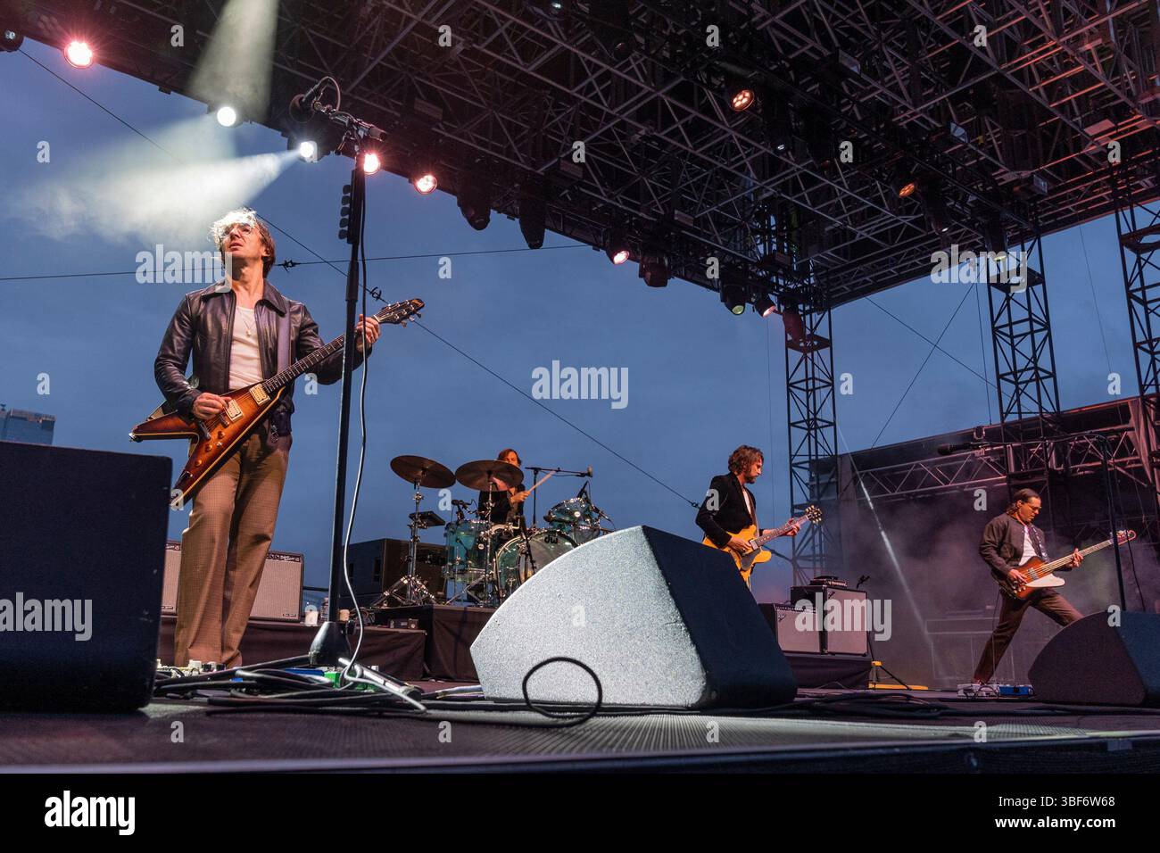 New York, NY, May 30, 2025: Australian band 'Jet' performs on stage ...