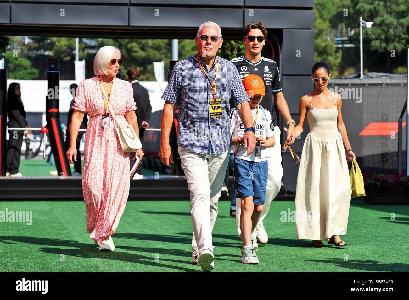 Barcelona, Spain. 31st May, 2025. (L to R): Alison Russell (GBR) and ...